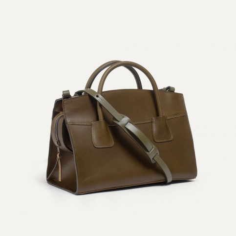 Over the shoulder handbag | Women’s leather shoulder bag. Made in France.